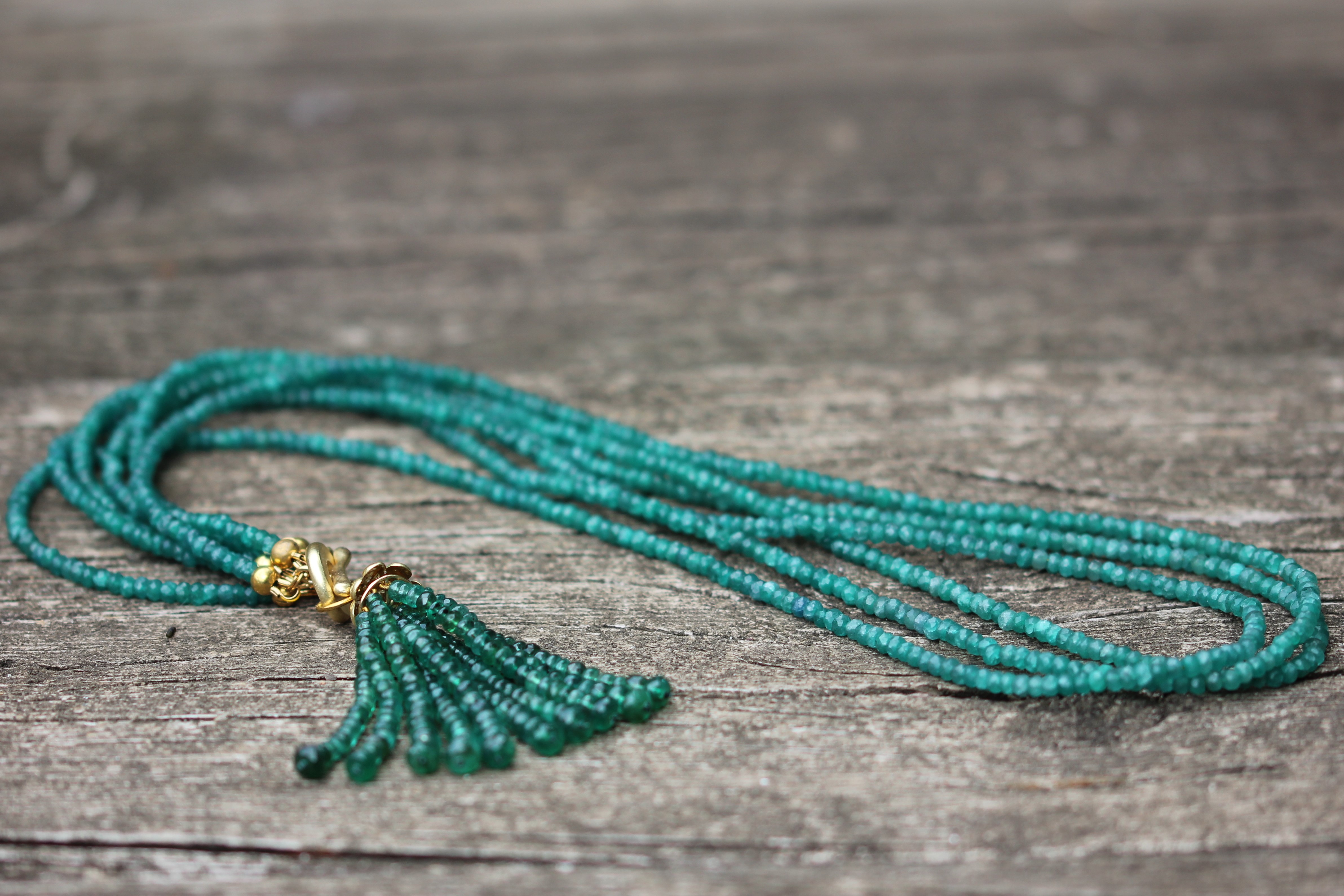 Necklace styles – lavalièr, négligée, and sautoir – navette jewellery